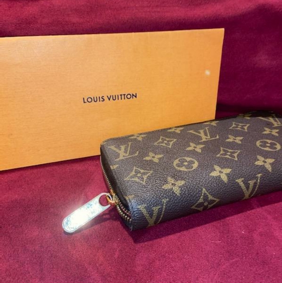 Louis Vuitton | Bags | Louis Vuitton Zippy Wallet | Poshmark